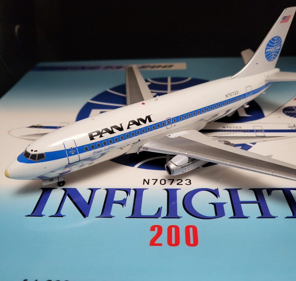 Escala 1:200 – Página: 2 – Miniaturas de avioes – aeromodelismo